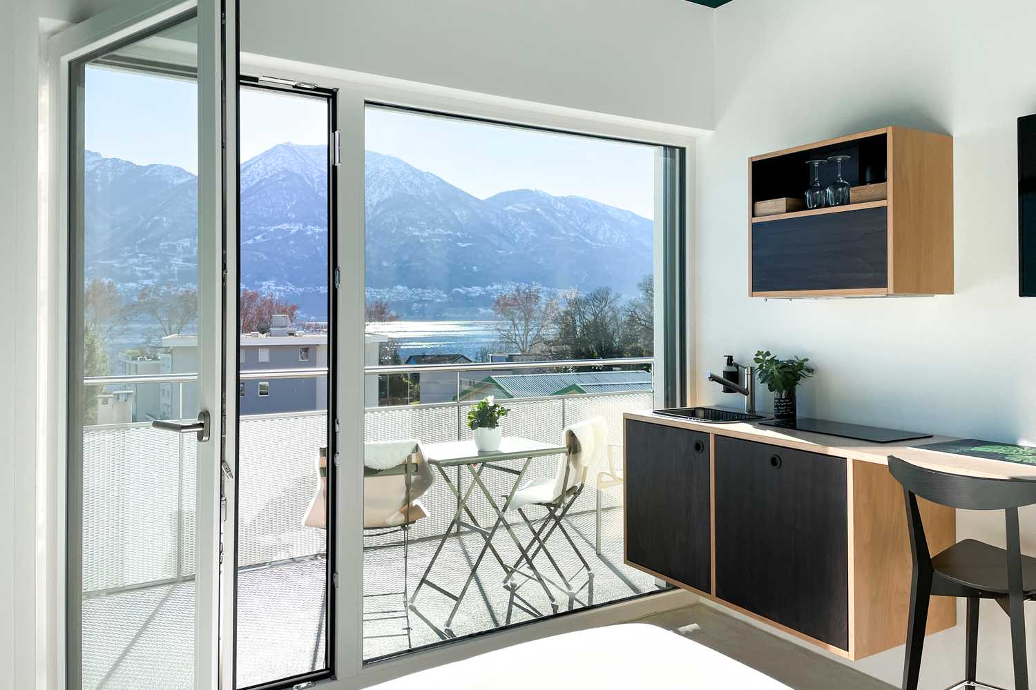 Riva Rooms & Studios | Smart Hotel Locarno